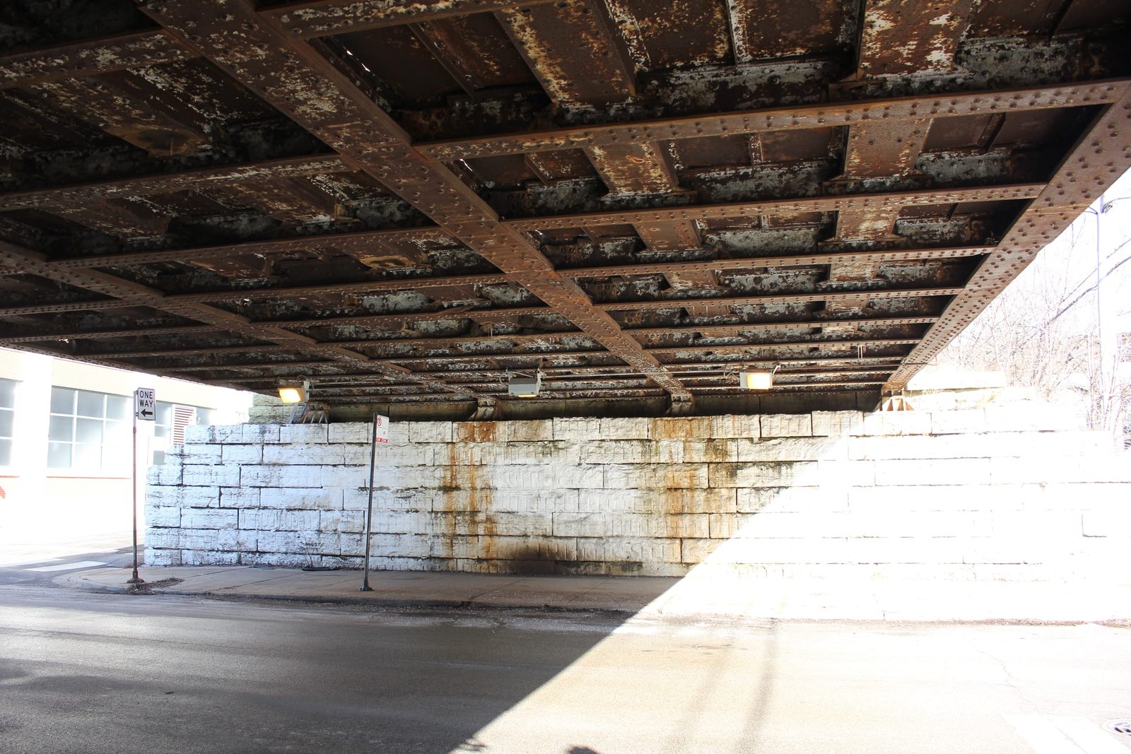 UP Roscoe Street Bridge (North Center)