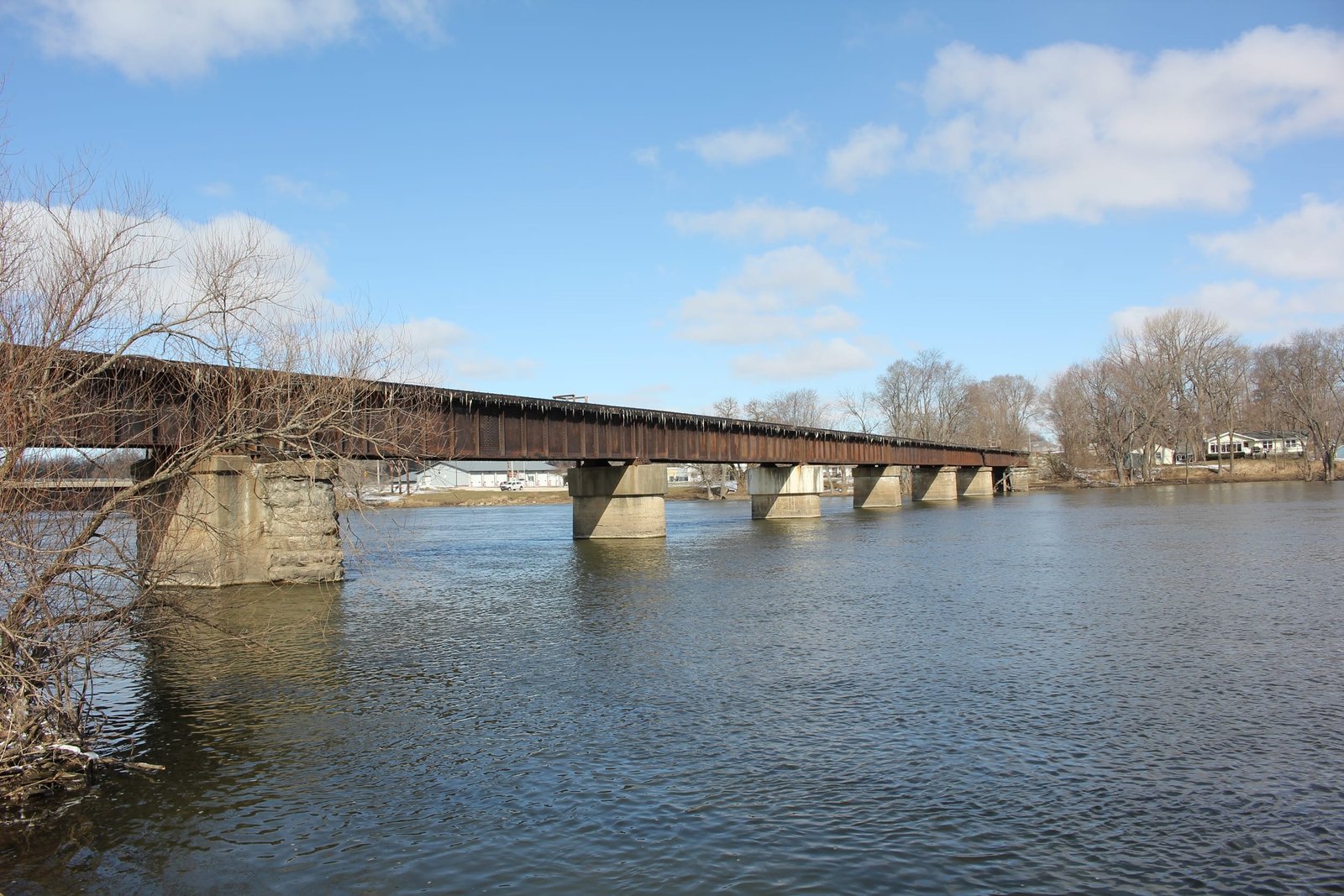 KBSR Kankakee River Bridge (Aroma Park)