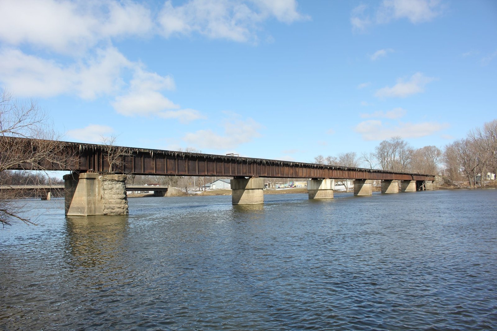 KBSR Kankakee River Bridge (Aroma Park)