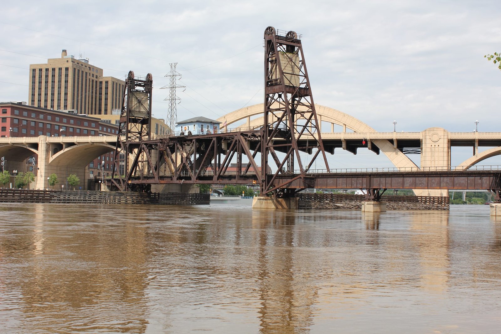 Robert Street Lift Bridge