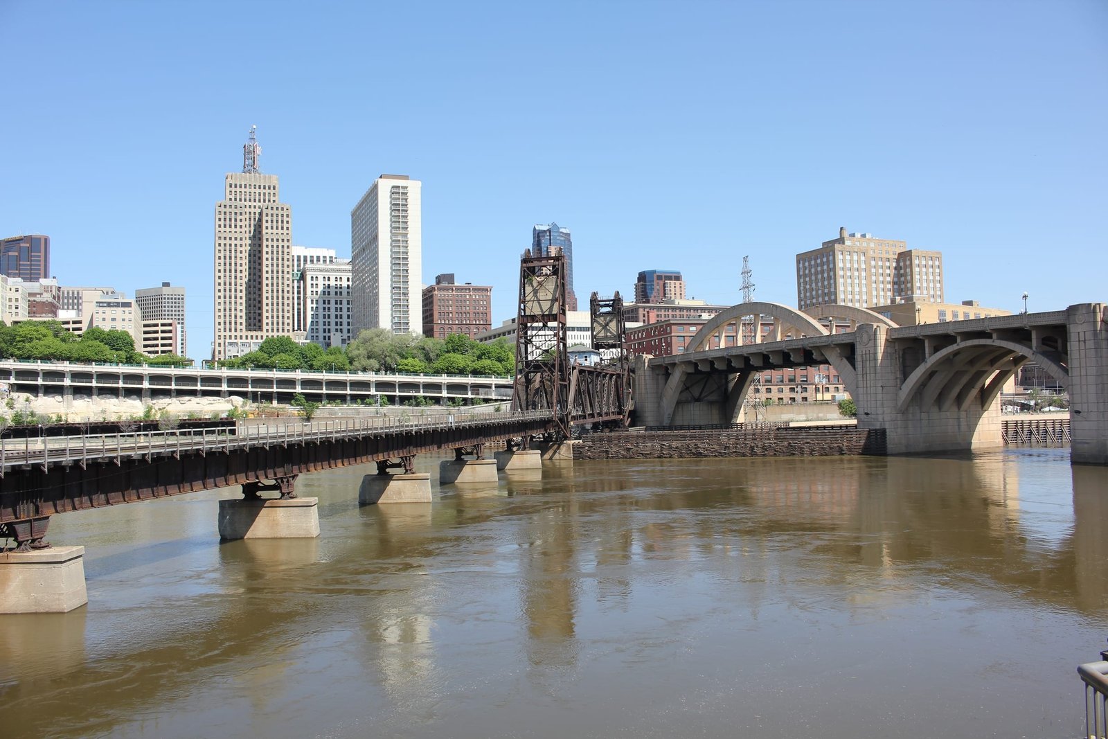 Robert Street Lift Bridge