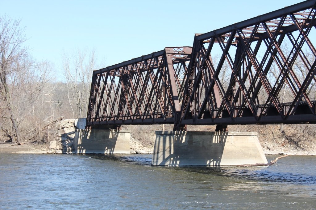 Vandruff Island Railroad Bridge (South)