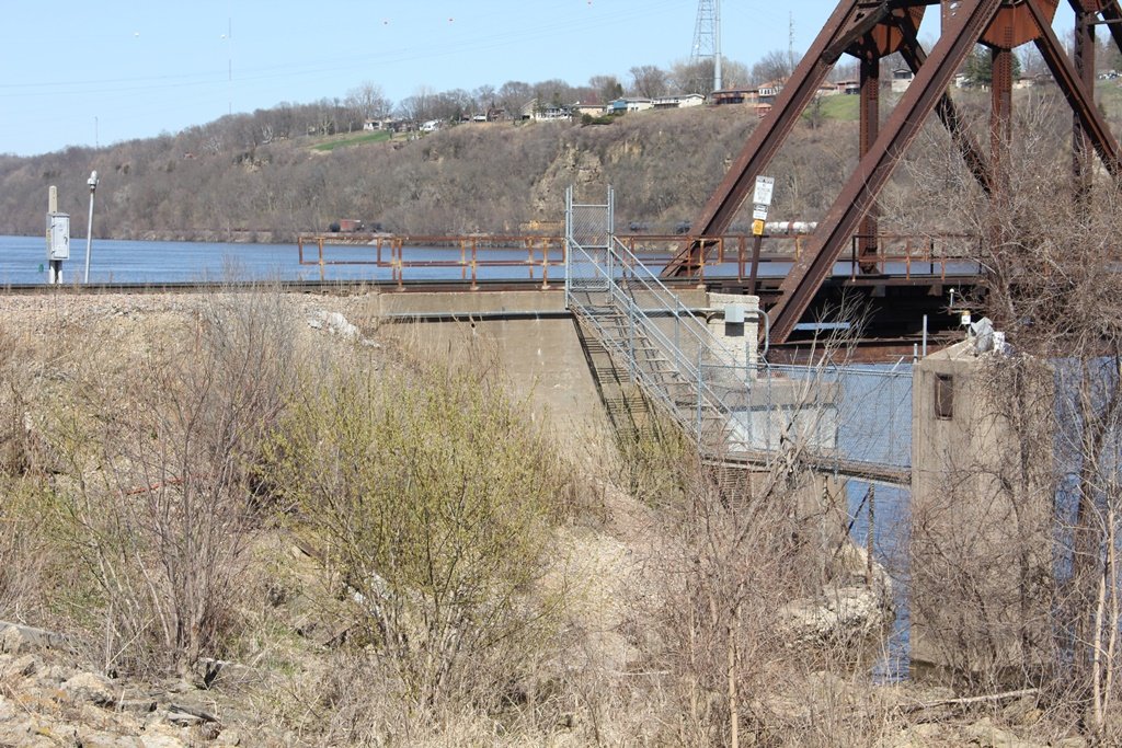 Dubuque Rail Bridge