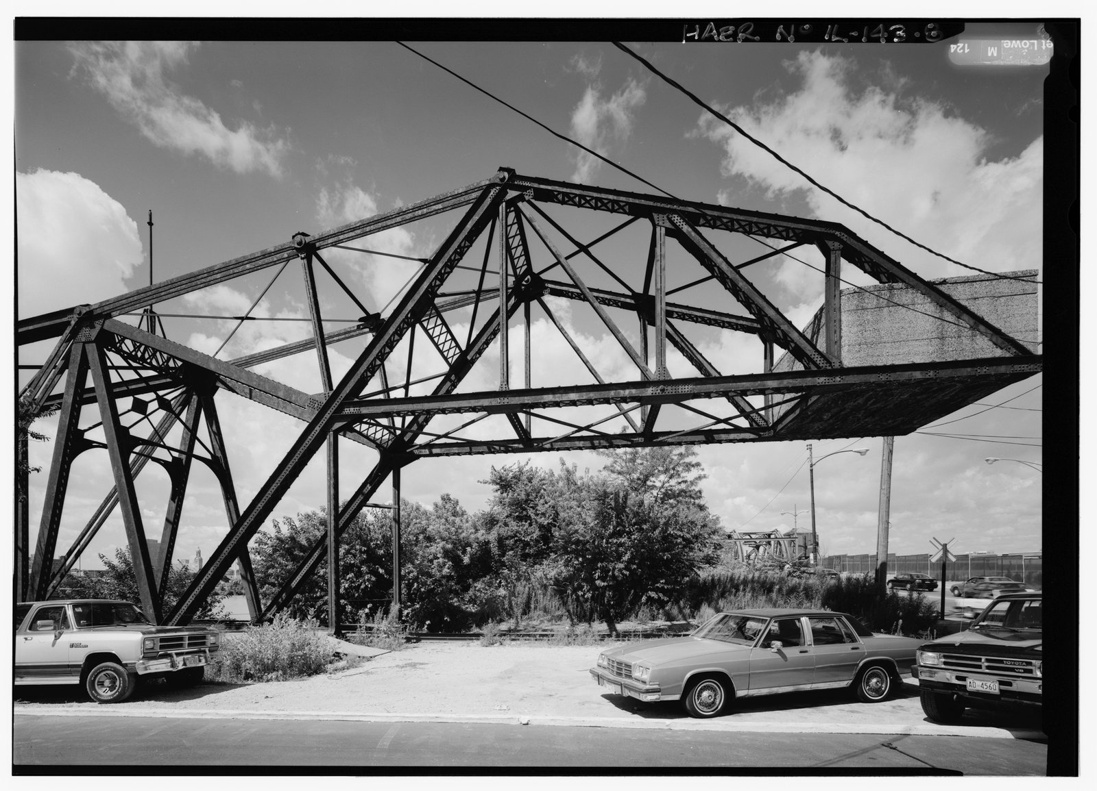 Cherry Avenue Railroad Bridge